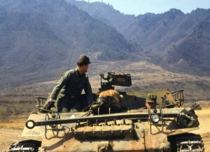 Гусеничні машини ООН у Корейській війні - Military References